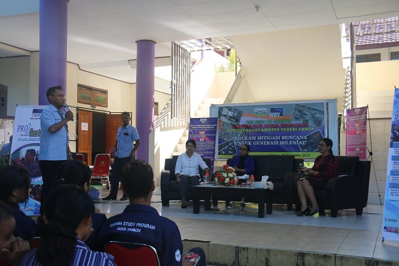Kerjasama Fakultas Ilmu Sosial Keagamaan IAKN Ambon dengan RRI Ambon ...